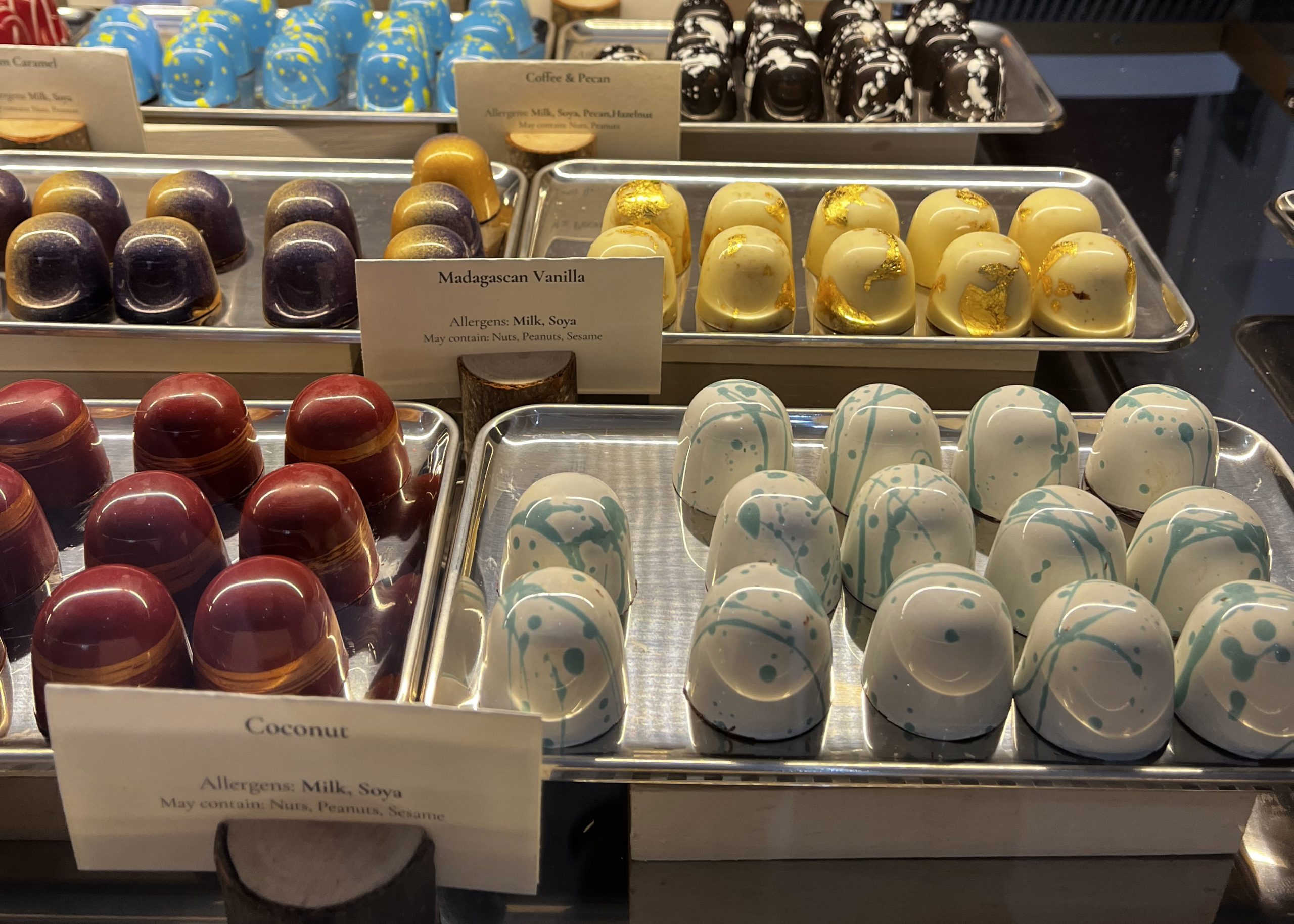 AH Chocolate shop opens in Covent Garden – Pastabites